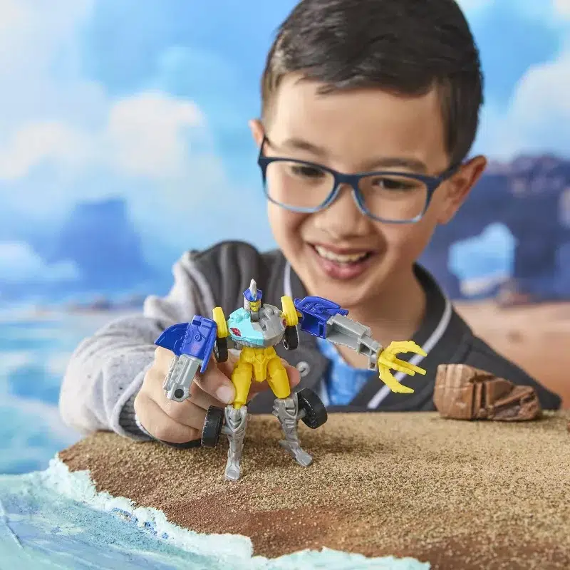 Transformers Cyberworld Sky-Byte Dönüşebilen Robot Figür 6+ Yaş